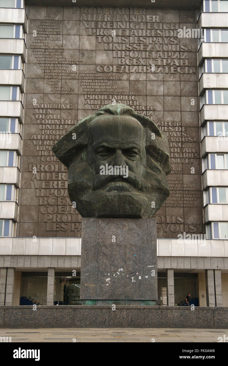 Karl Marx monument in Chemnitz, Germany Stock Photo - Alamy