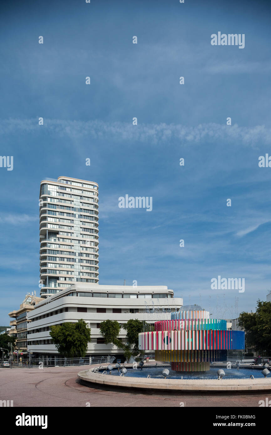 Israel, Tel Aviv - Dizengoff square fountain Stock Photo - Alamy