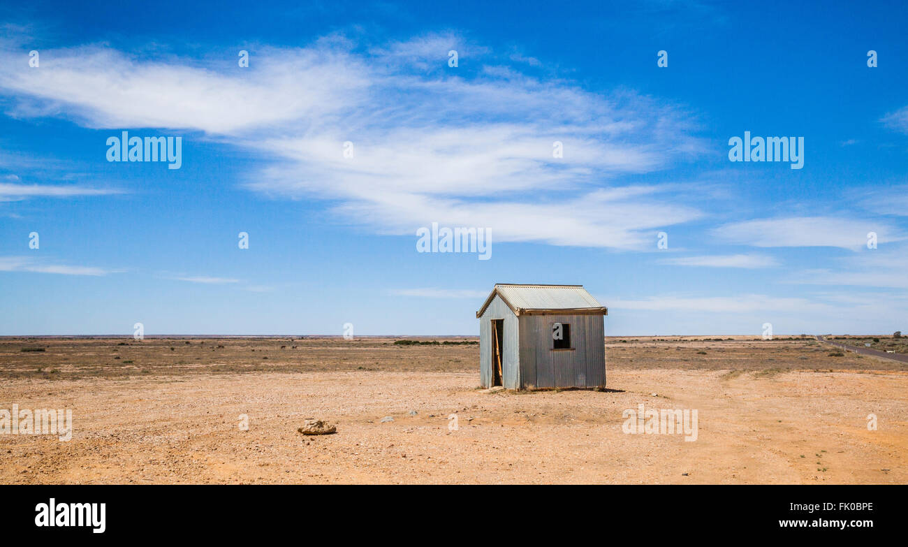 Tin shed hi-res stock photography and images - Alamy