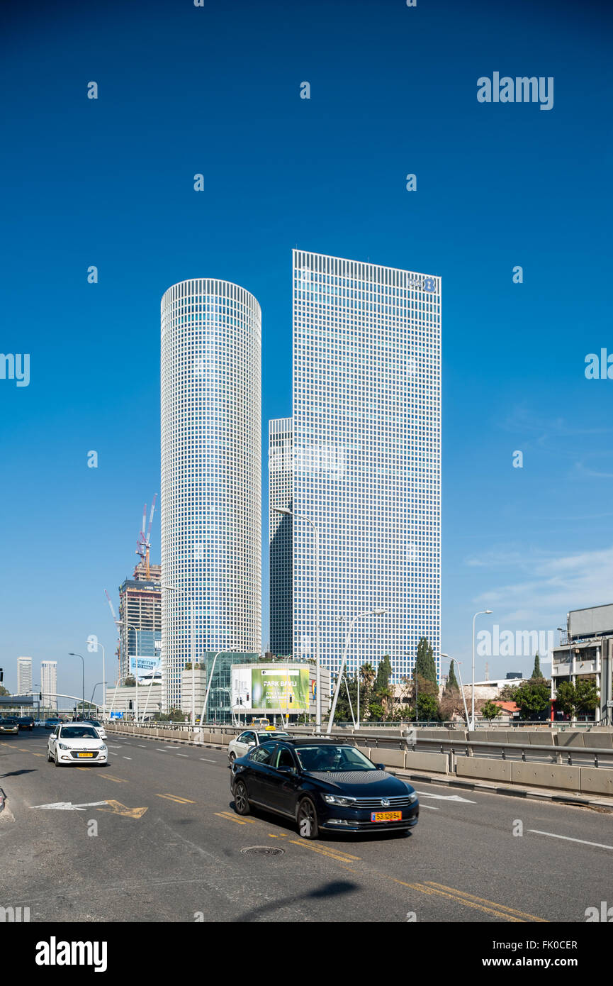 Azrieli complex towers hi-res stock photography and images - Alamy