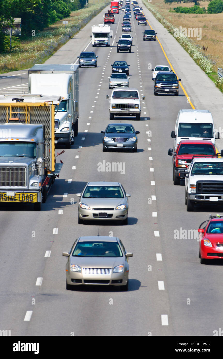 Three wheeler vehicles hi-res stock photography and images - Alamy