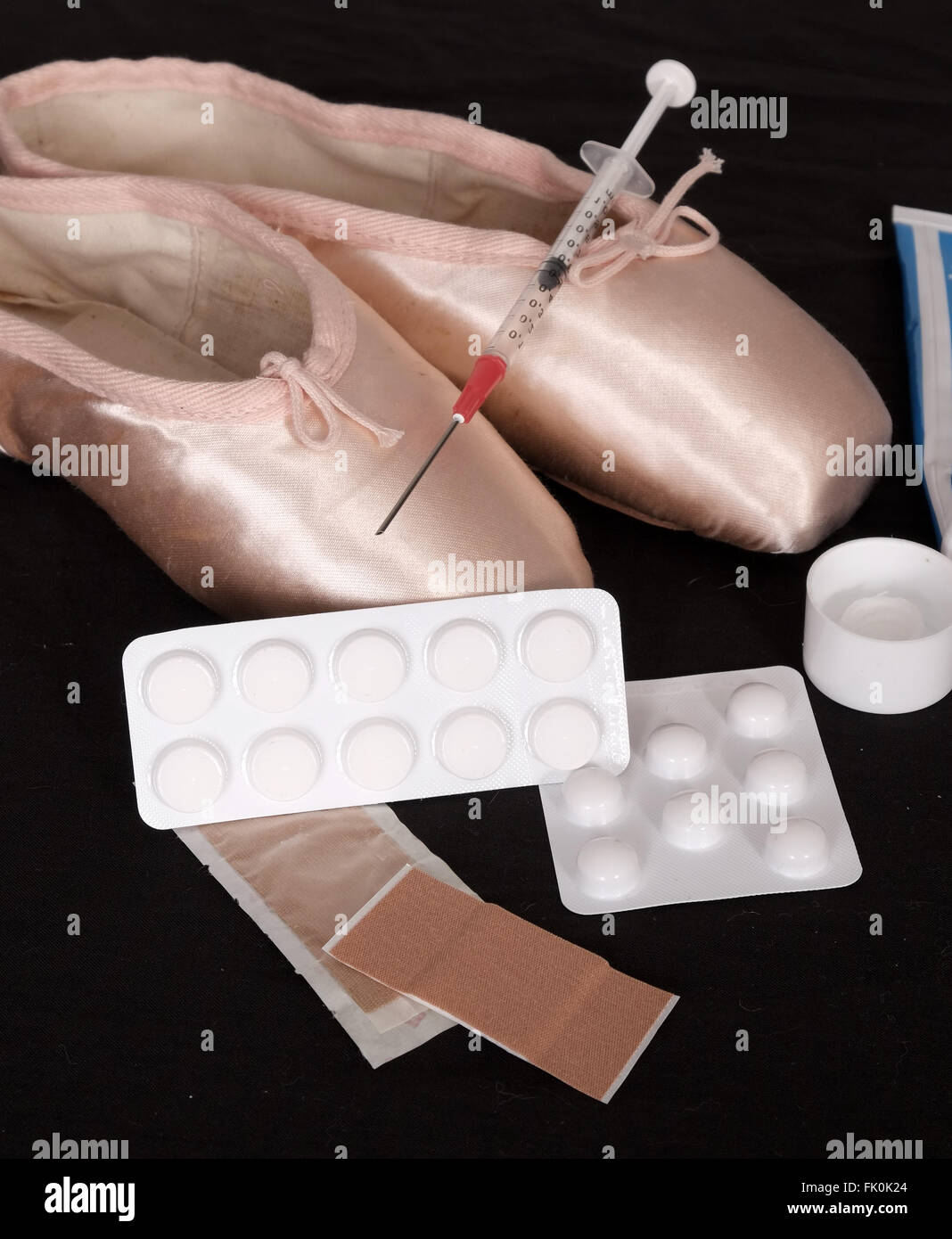 Ballet pain hi-res stock photography and images - Alamy