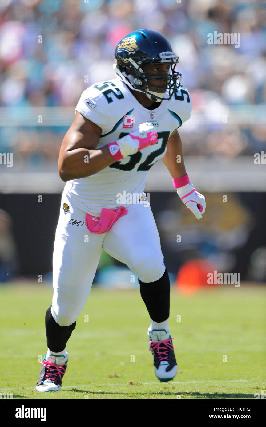 Jacksonville jaguars linebacker daryl smith hi-res stock photography ...
