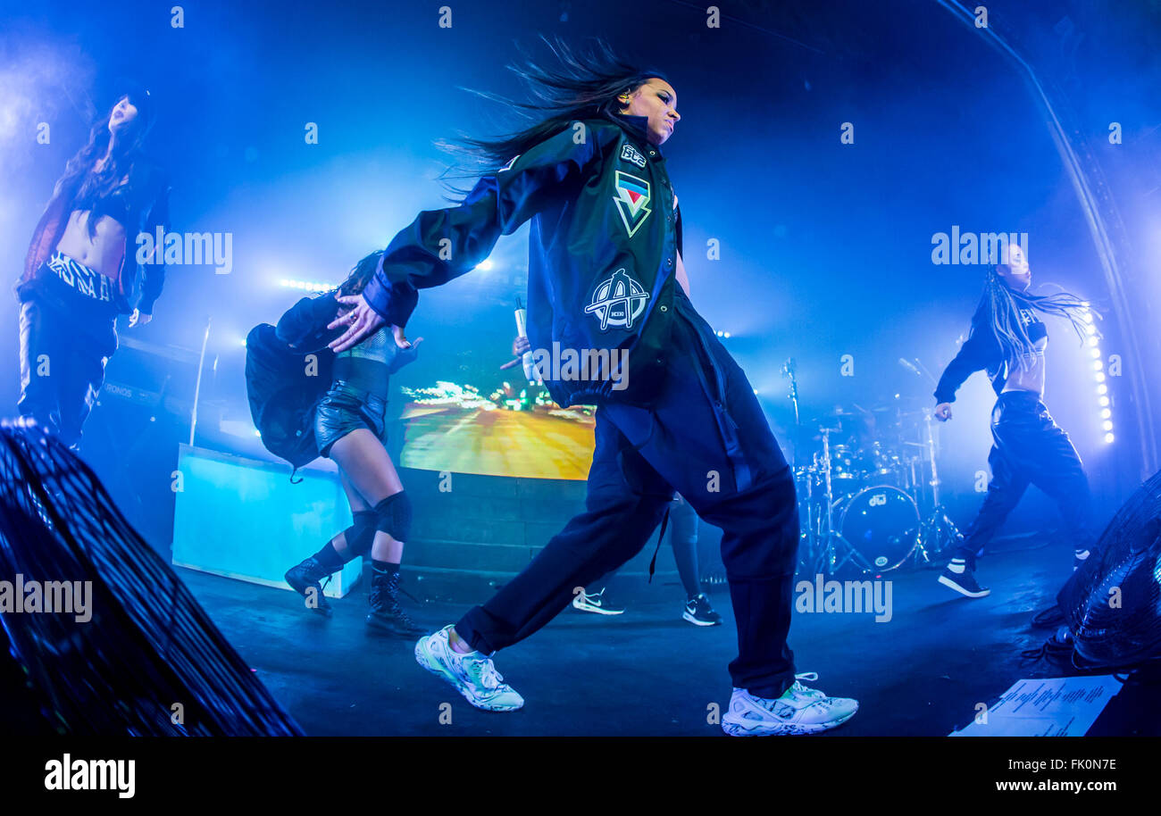 Detroit, Michigan, USA. 3rd Mar, 2016. TINASHE performing on her ...