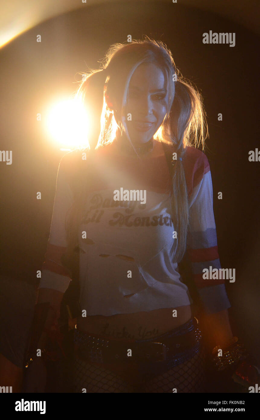 Paula Labaredas as Harley Quinn from Suicide Squad behind the scenes of ...