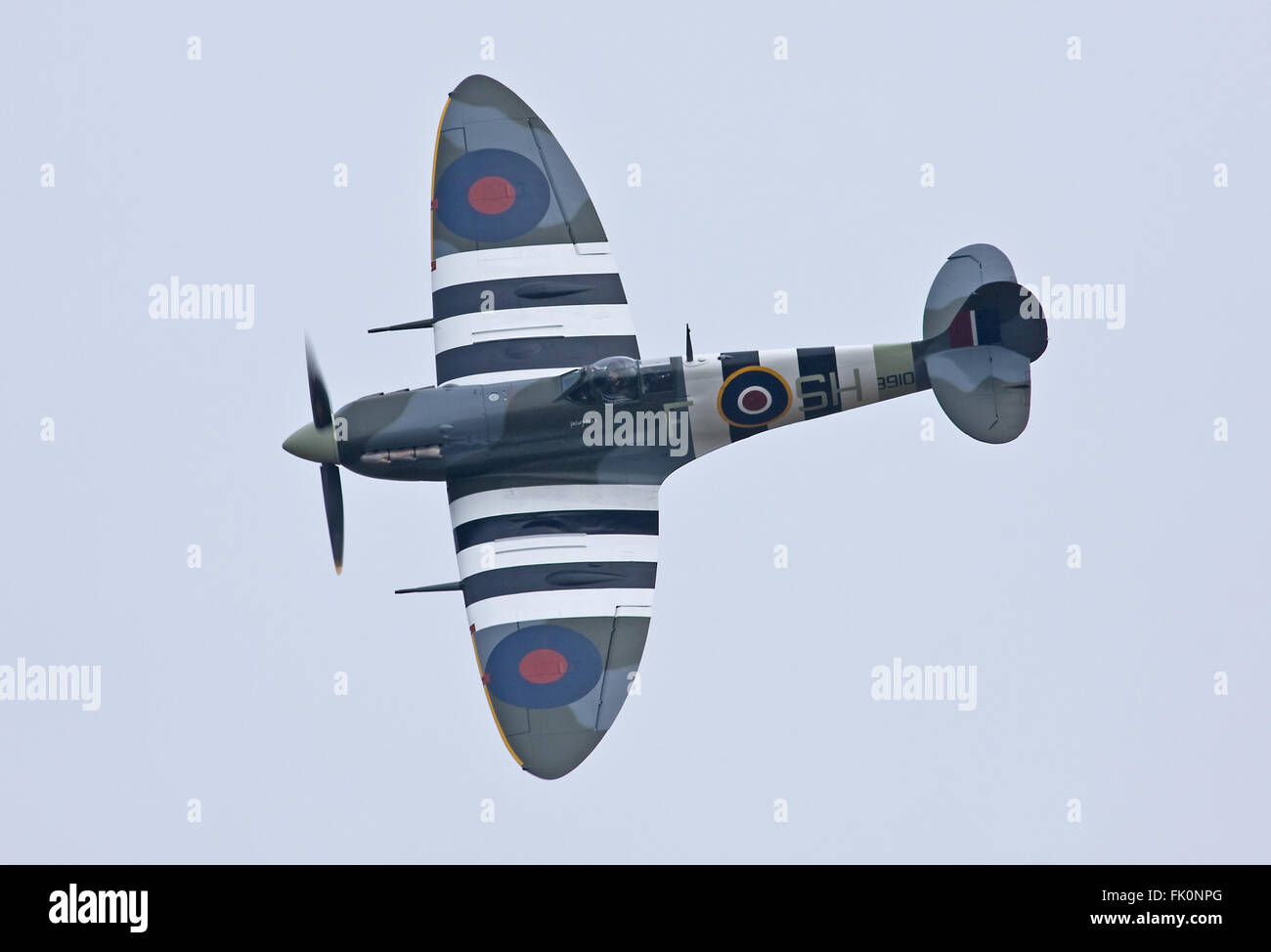 Spitfire mk vb hi-res stock photography and images - Alamy