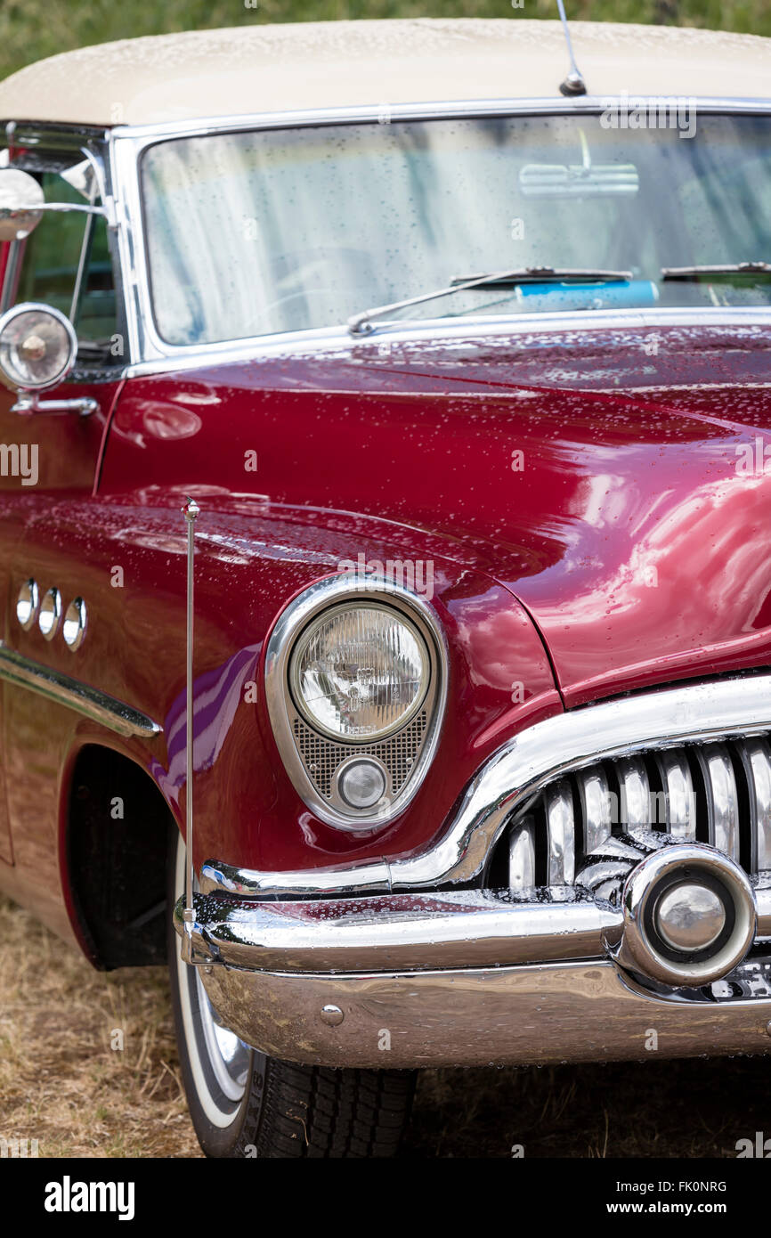 Front detail of a Buick vintage car Stock Photo - Alamy