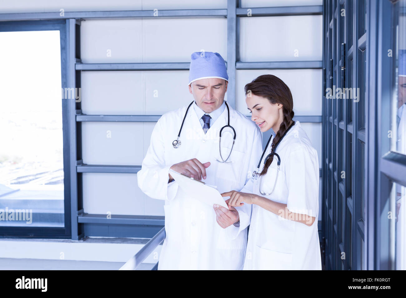 Medical team hospital checking hi-res stock photography and images - Alamy