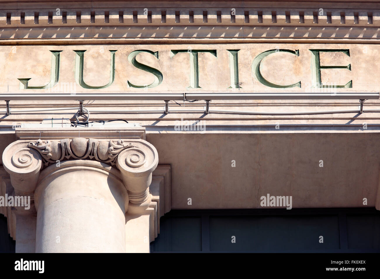 Justice sign on a Courtroom Building Stock Photo - Alamy
