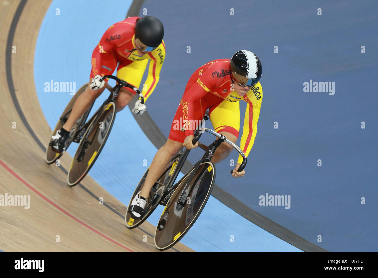 Lee valley Velo Centre, London, UK. 4th March, 2016. UCI Track Cycling ...