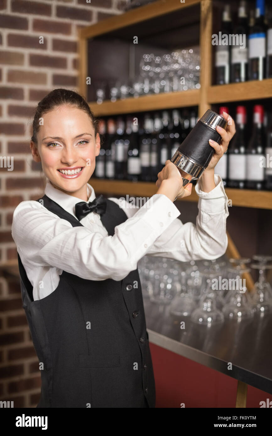 Barmaid Shaking Cocktail High Resolution Stock Photography and Images ...