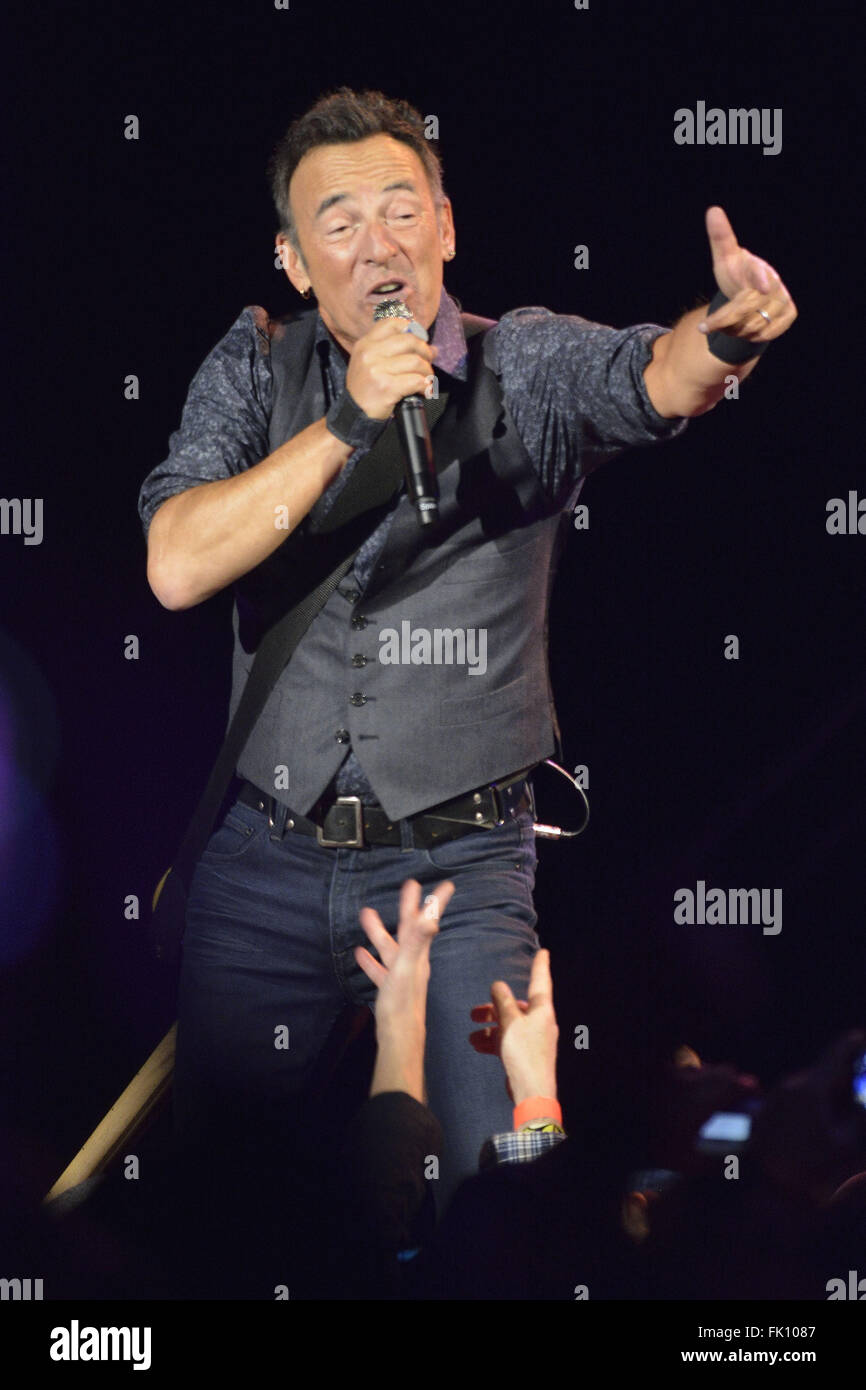 Bruce Springsteen and the E Street Band perform at the Air Canada ...