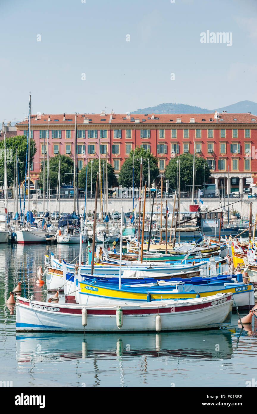 Mediterranean mooring hi-res stock photography and images - Alamy