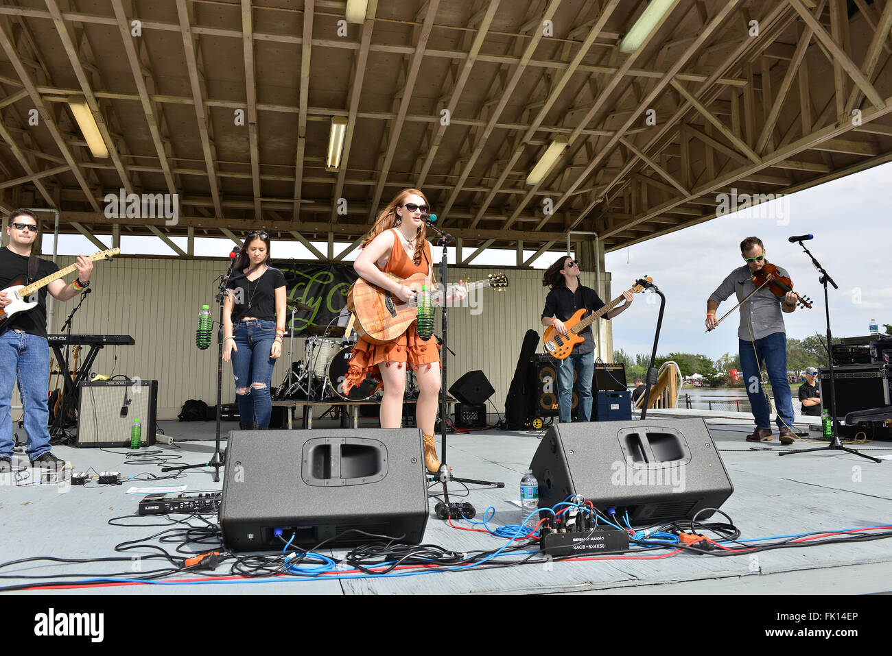 31st annual Kiss 99.9 Chili Cook Off at CB Smith Park Featuring: Josh ...