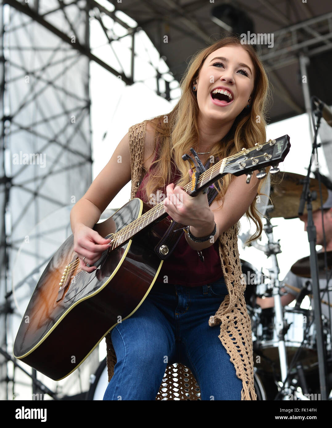 31st annual Kiss 99.9 Chili Cook Off at CB Smith Park Featuring: Maddie ...