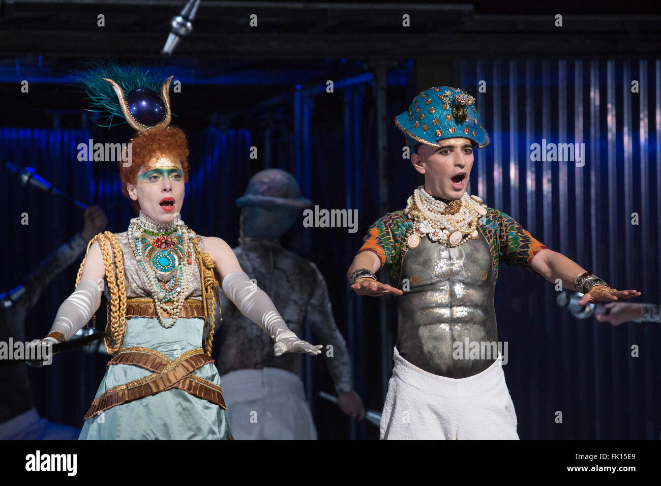 Anthony roth costanzo hi-res stock photography and images - Alamy