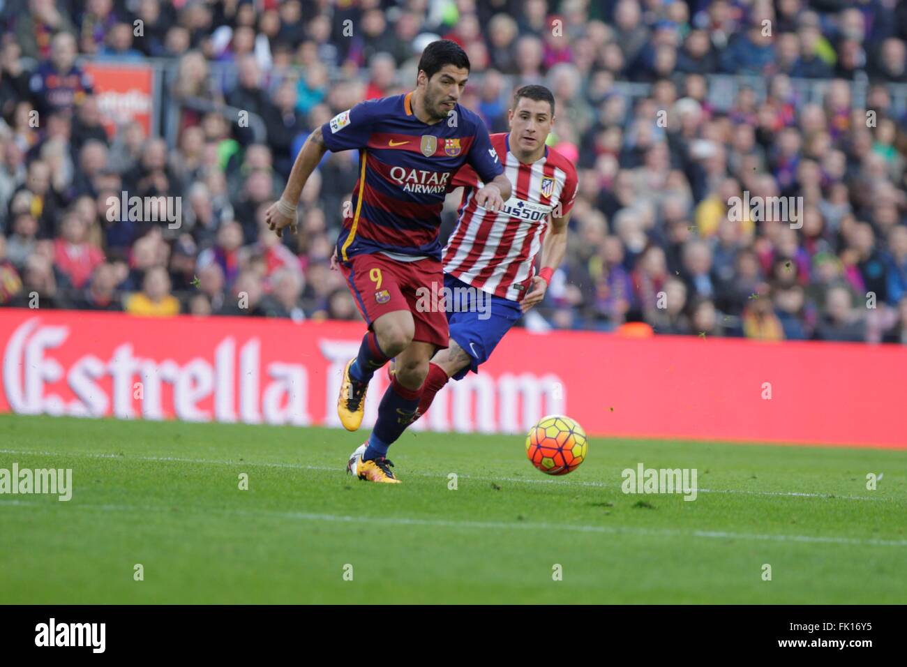 Luis Suarez in action during the La Liga match FC Barcelona - Atlético ...