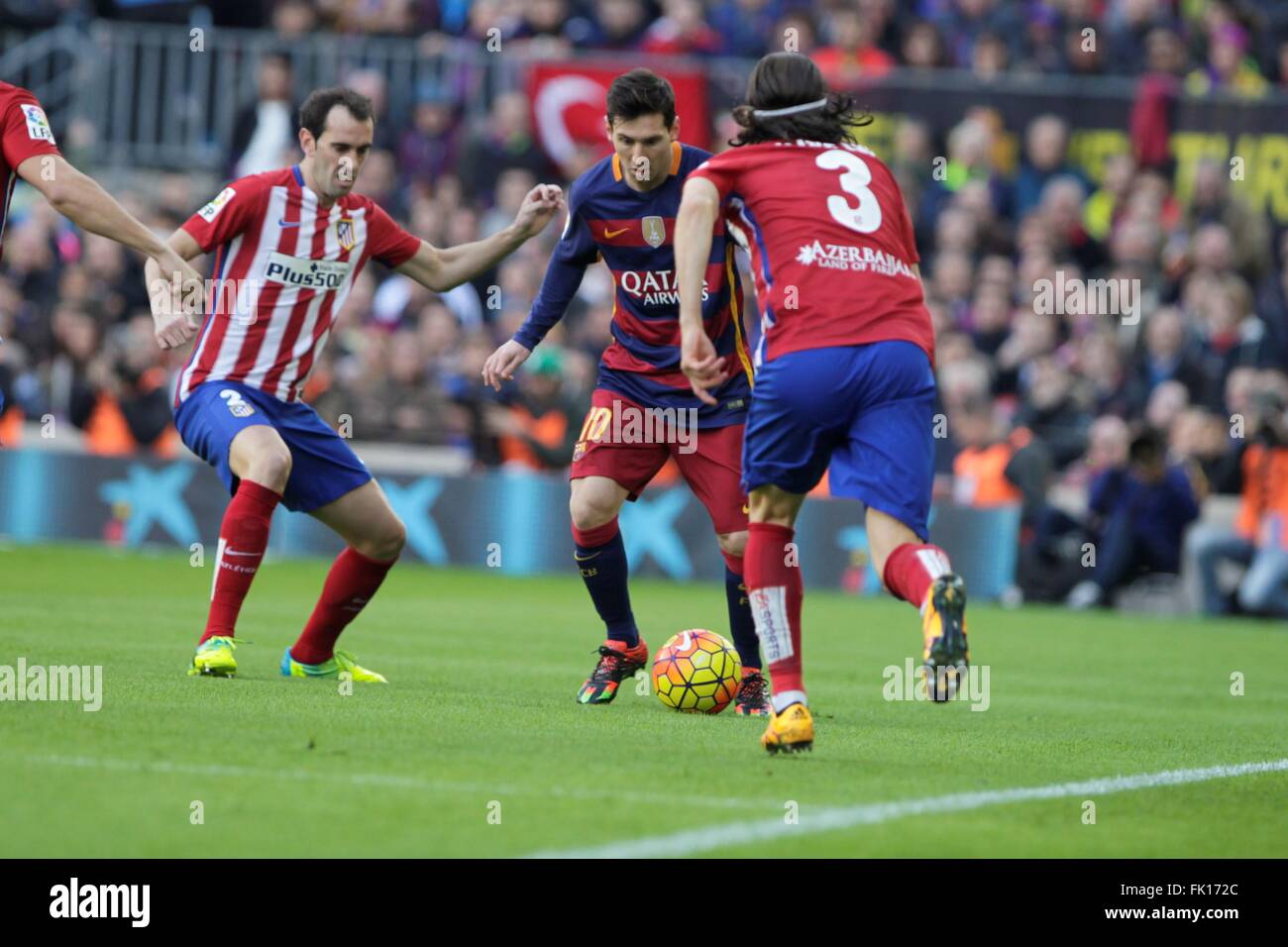 Lionel Messi in action during the La Liga match FC Barcelona - Atlético ...