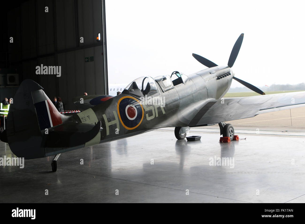 80th anniversary of first spitfire flight hi-res stock photography and ...