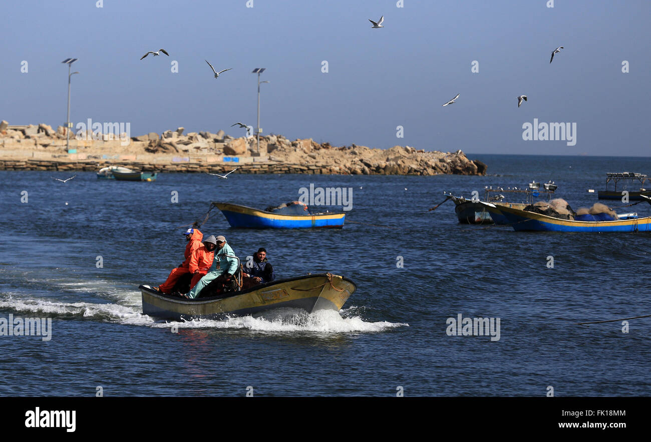 Gaza City, Gaza Strip, Palestinian Territory. 5th Mar, 2016 ...