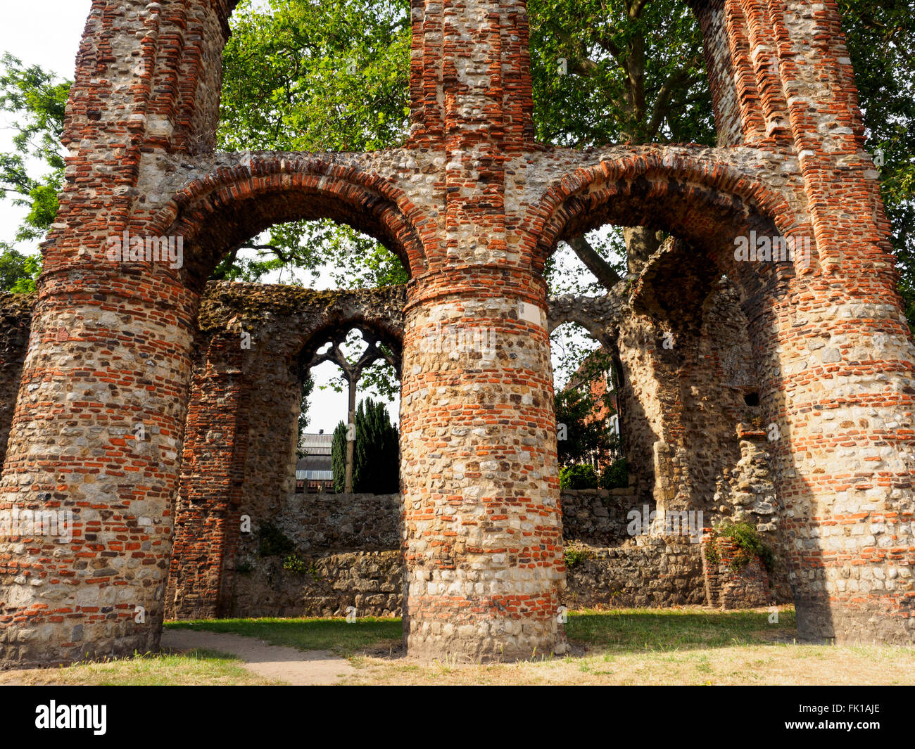 St botolphs colchester hi-res stock photography and images - Alamy