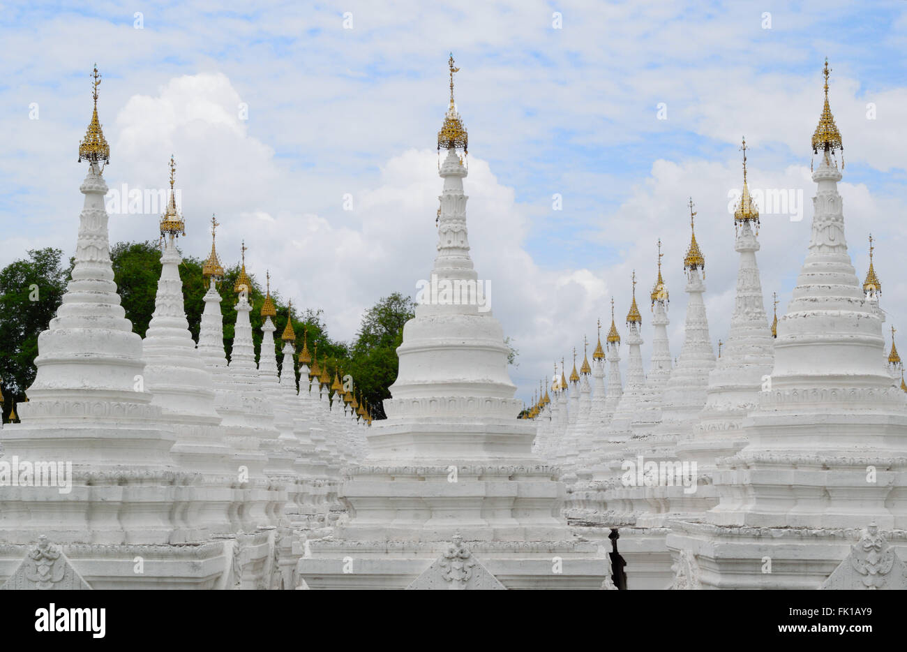 Buddhist spires hi-res stock photography and images - Alamy