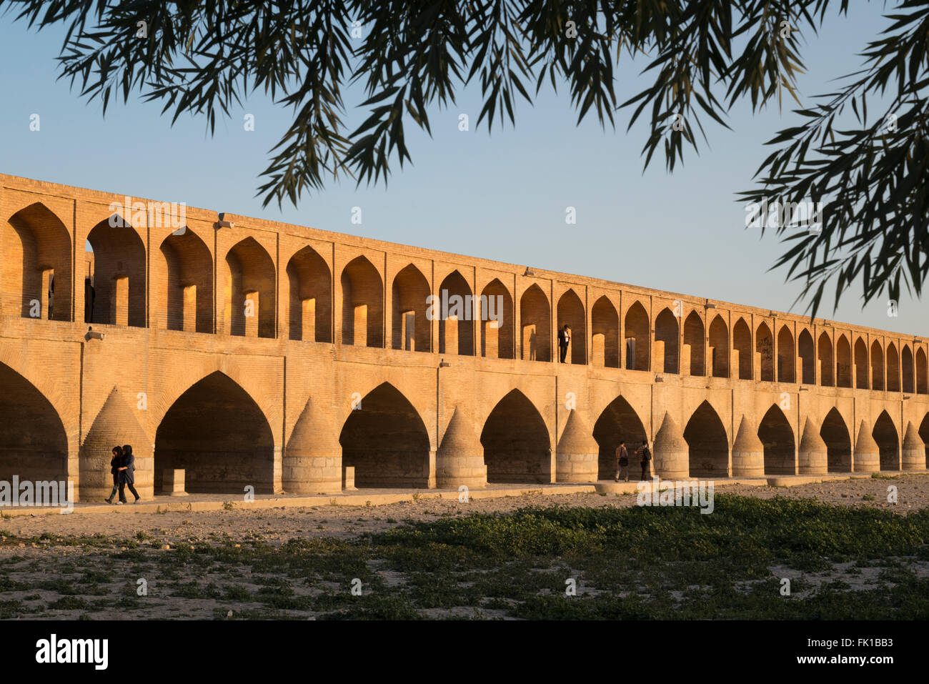 Bridge architecture landmark hi-res stock photography and images - Alamy