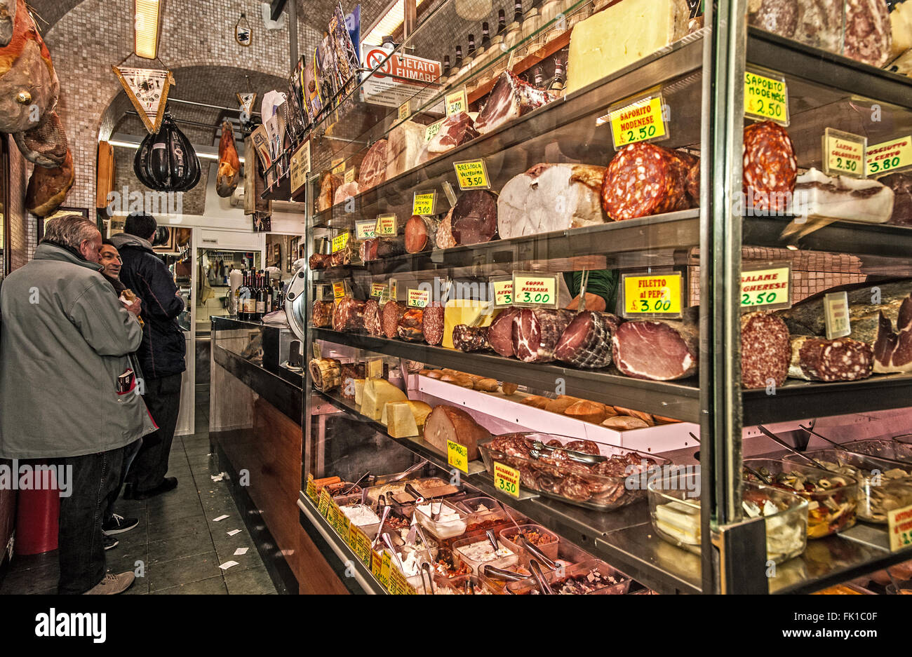 Italy Liguria Genoa Alleys Sottoripa Stock Photo - Alamy