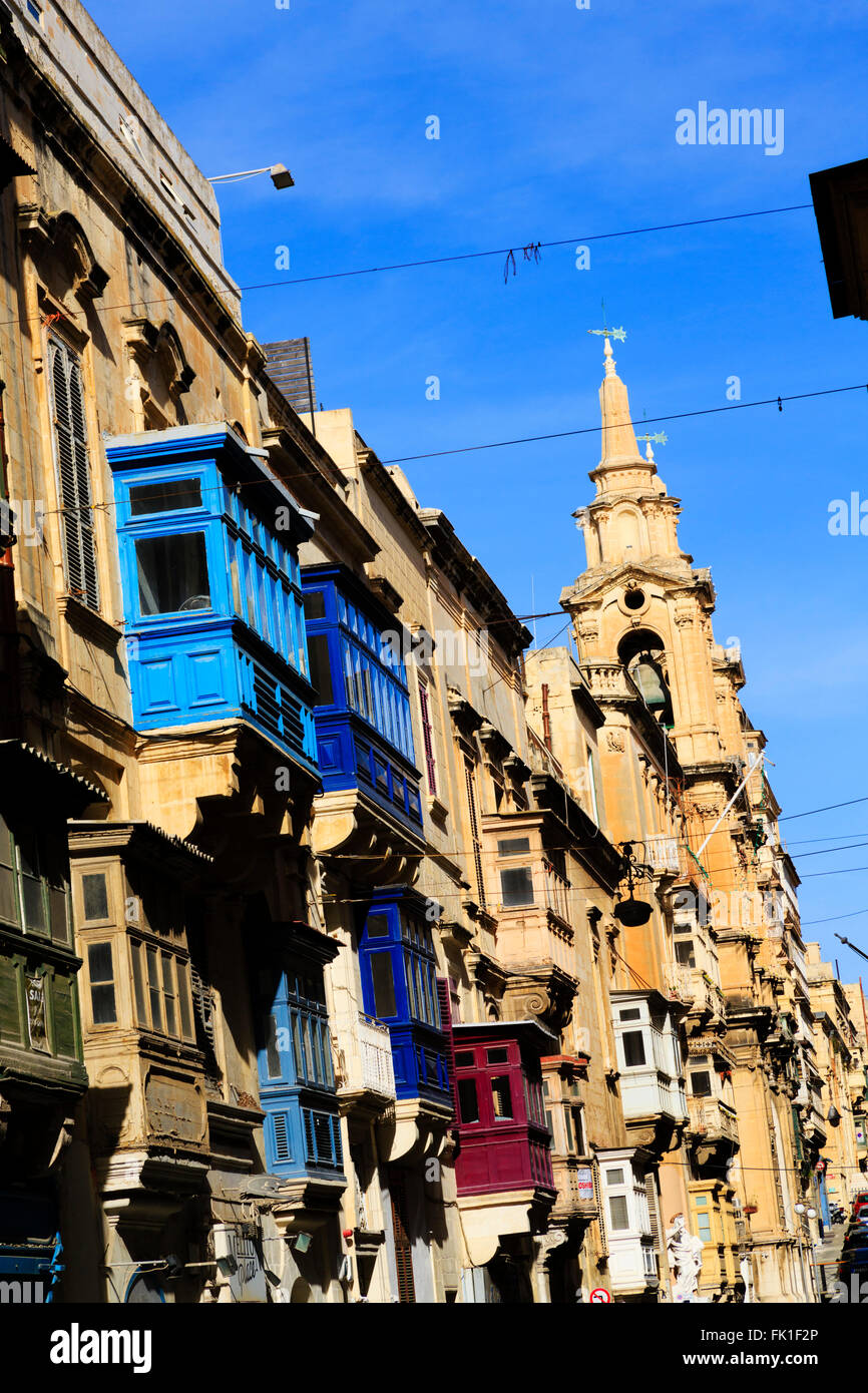 Maltese street hi-res stock photography and images - Alamy