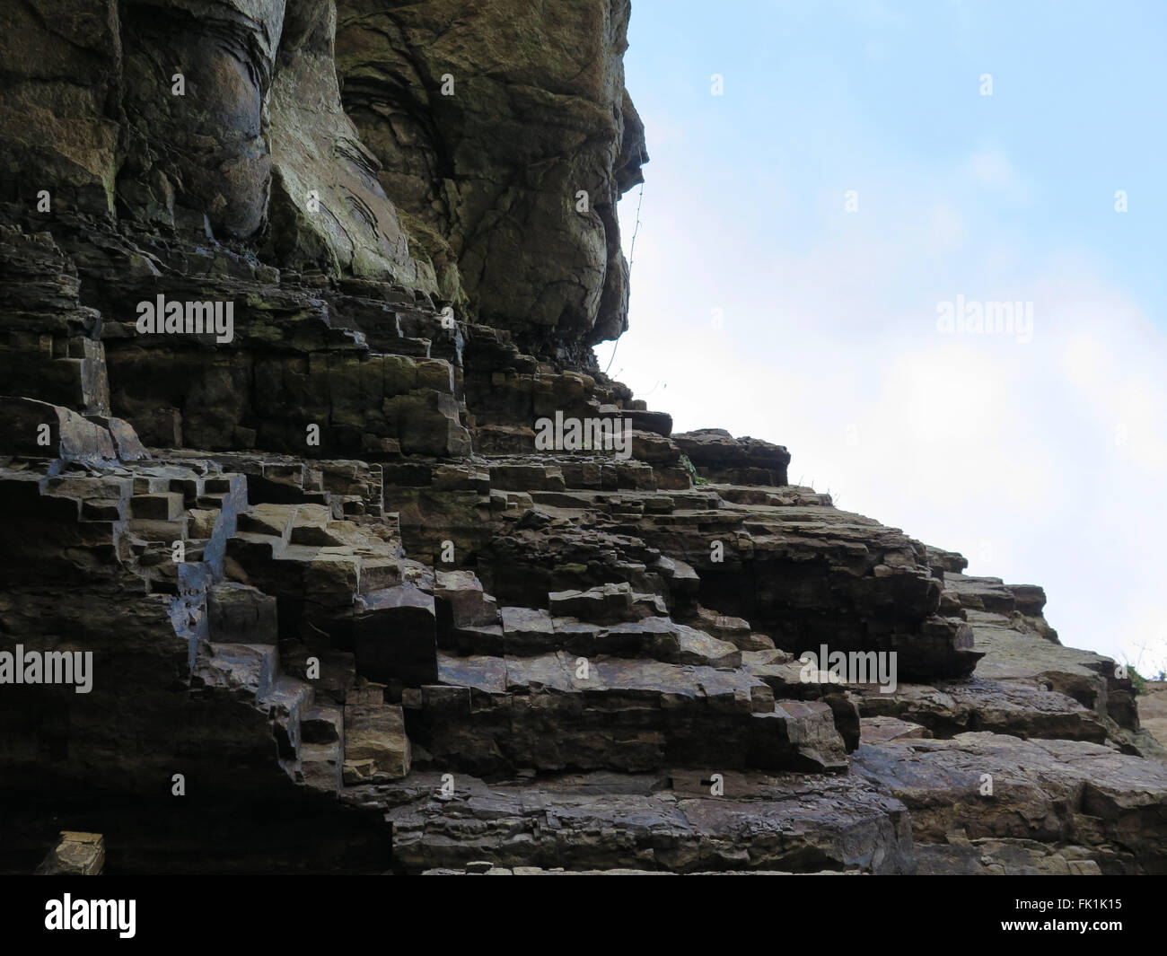 Protruding column hi-res stock photography and images - Alamy