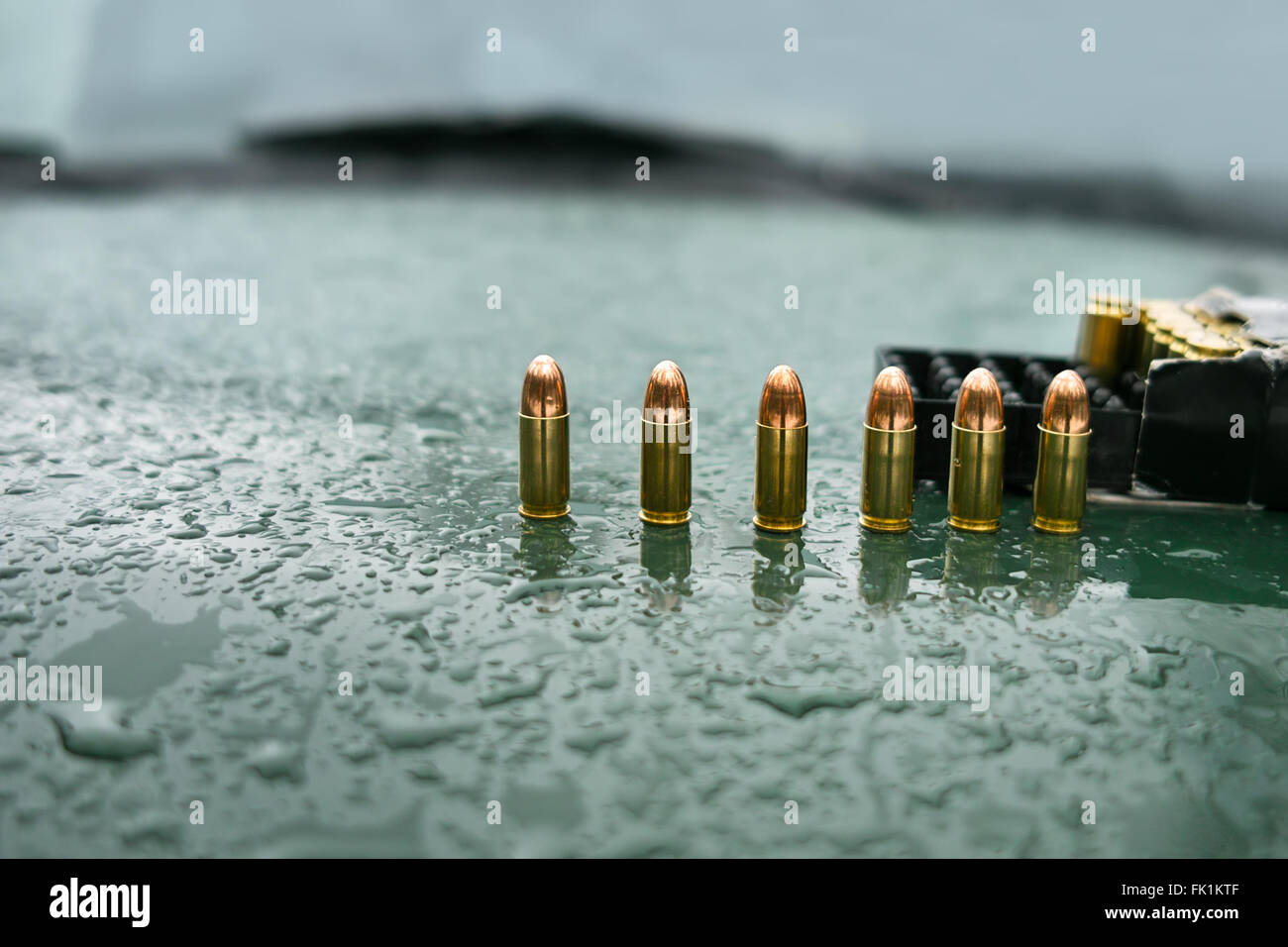 Rounds box hi-res stock photography and images - Alamy