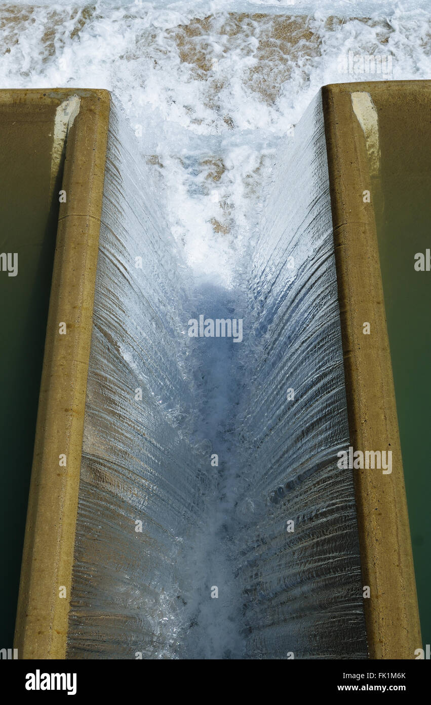 Artificial water hi-res stock photography and images - Alamy