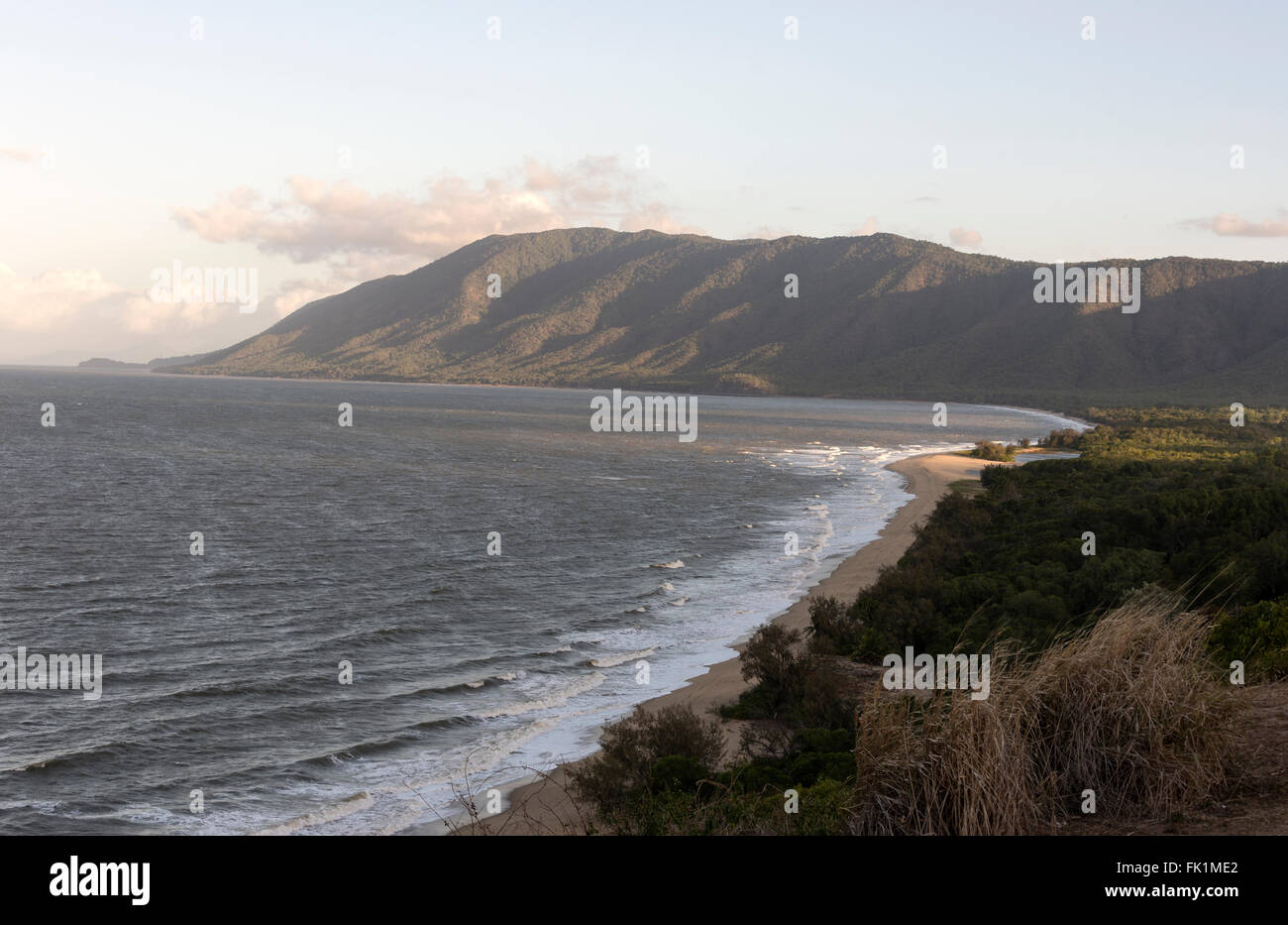 Rex Lookout on the Captain Cook Highway between Cairns and Port Douglas ...