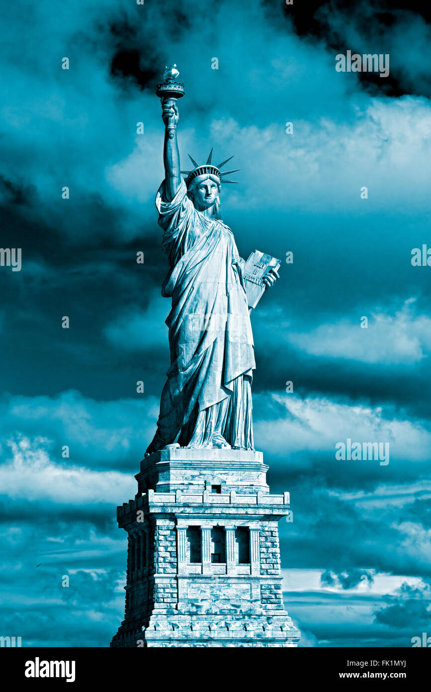 American symbol - Statue of Liberty. New York, USA Stock Photo - Alamy