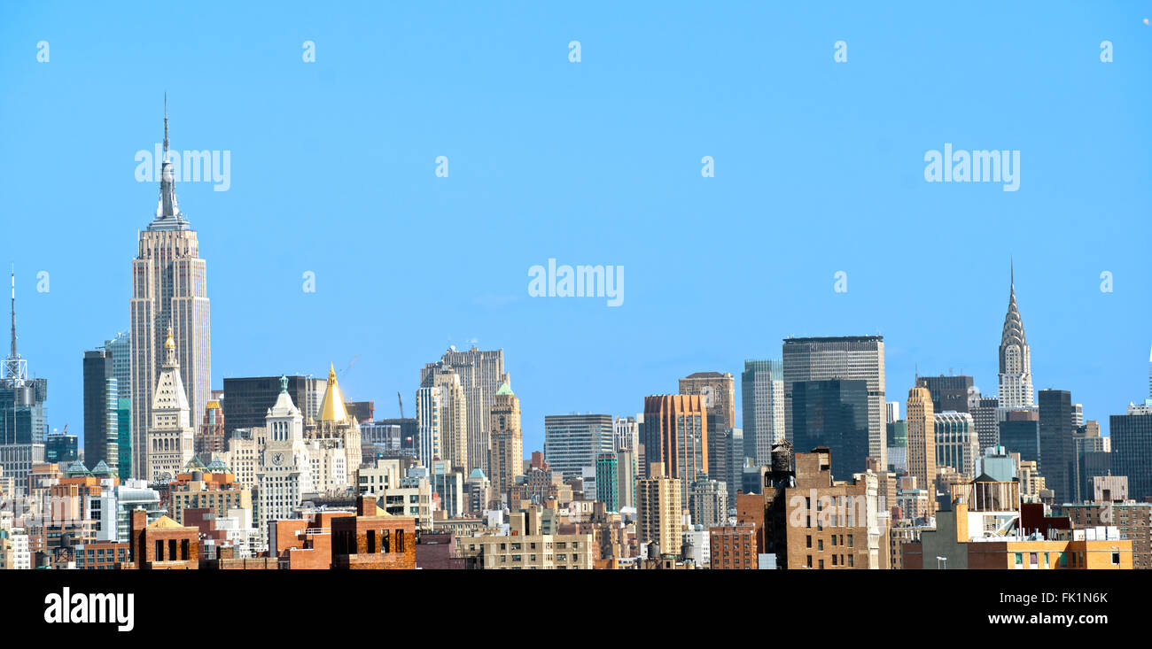 Manhattan roofs hi-res stock photography and images - Alamy