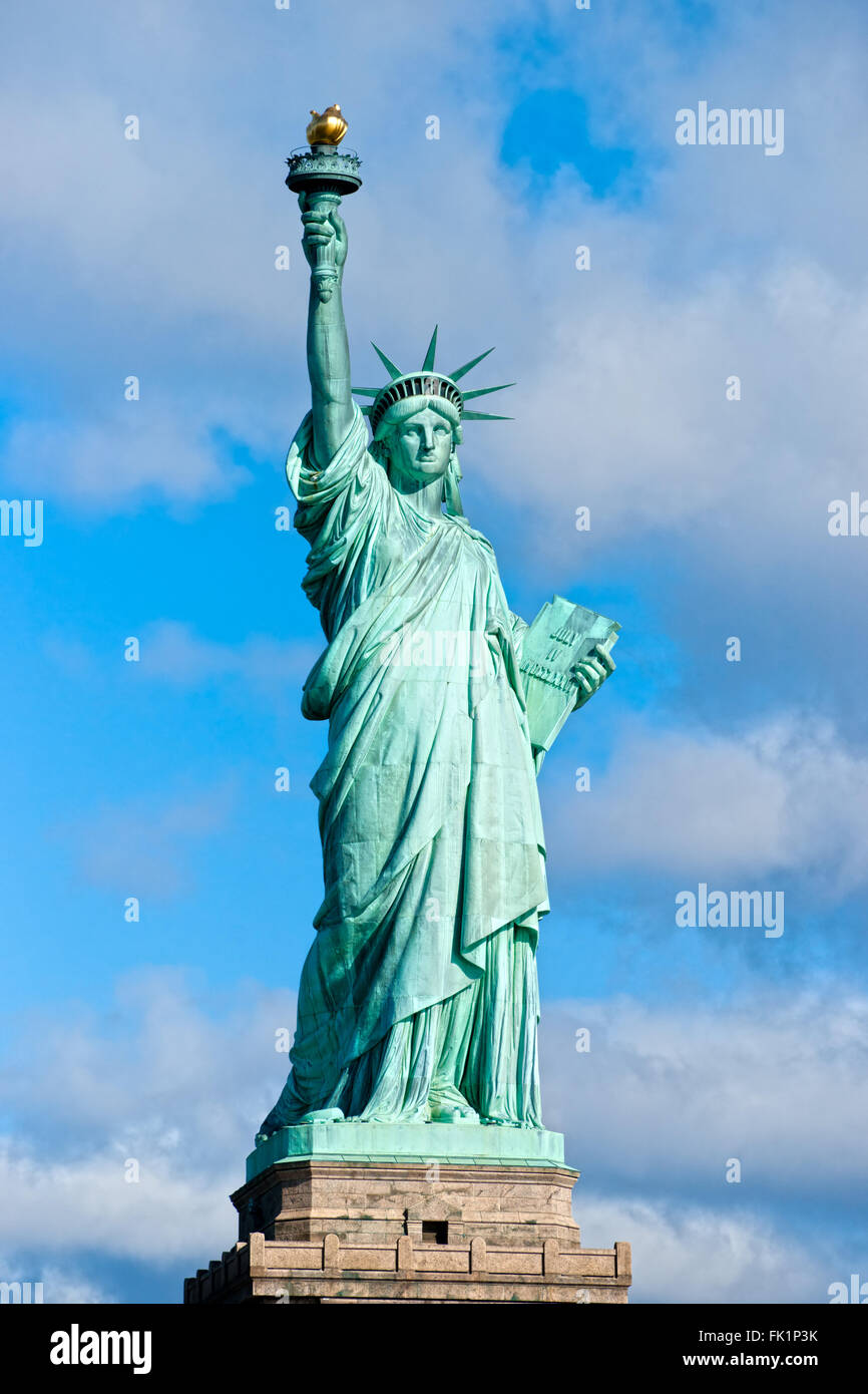 American symbol - Statue of Liberty. New York, USA Stock Photo - Alamy