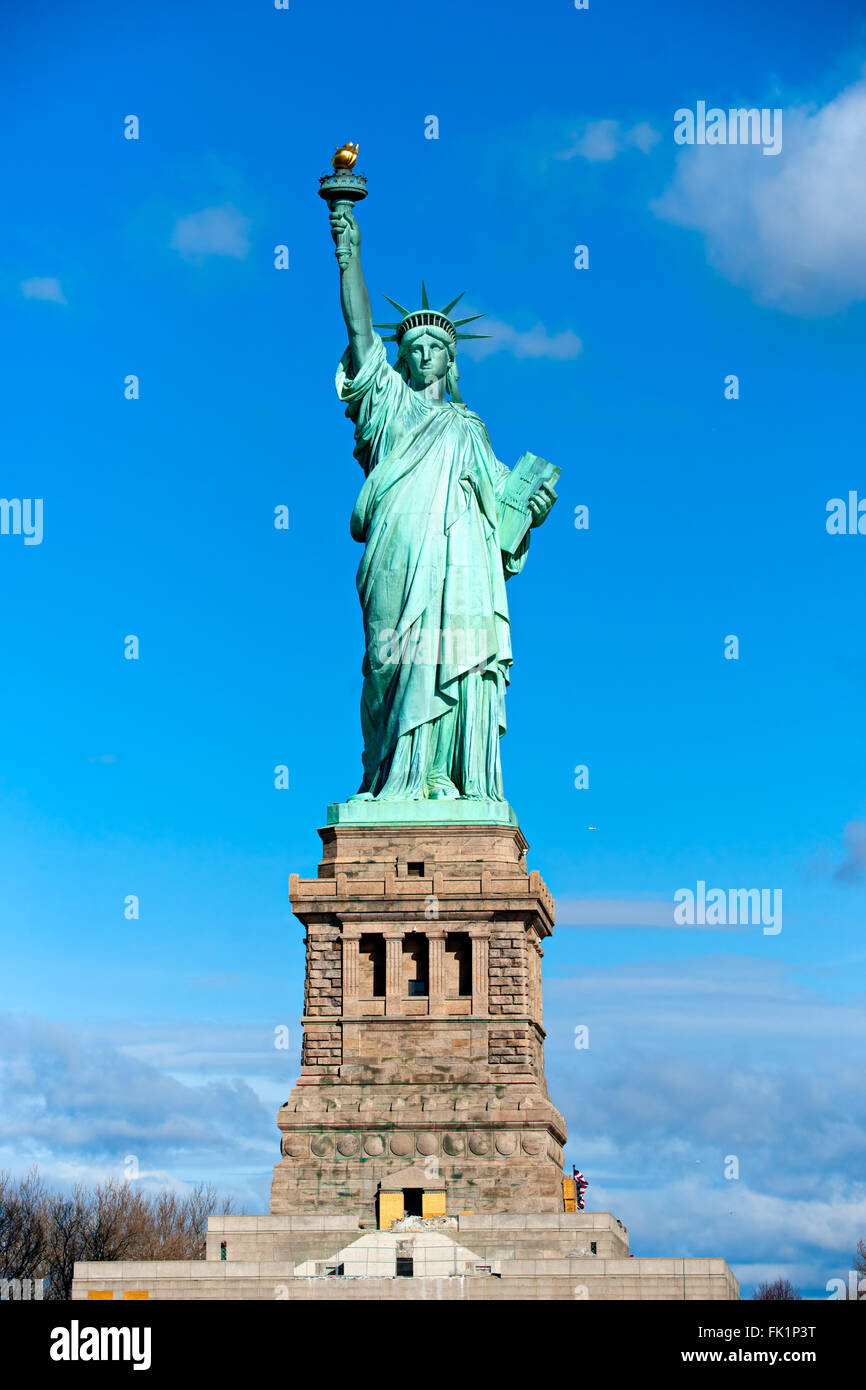 American symbol - Statue of Liberty. New York, USA Stock Photo - Alamy