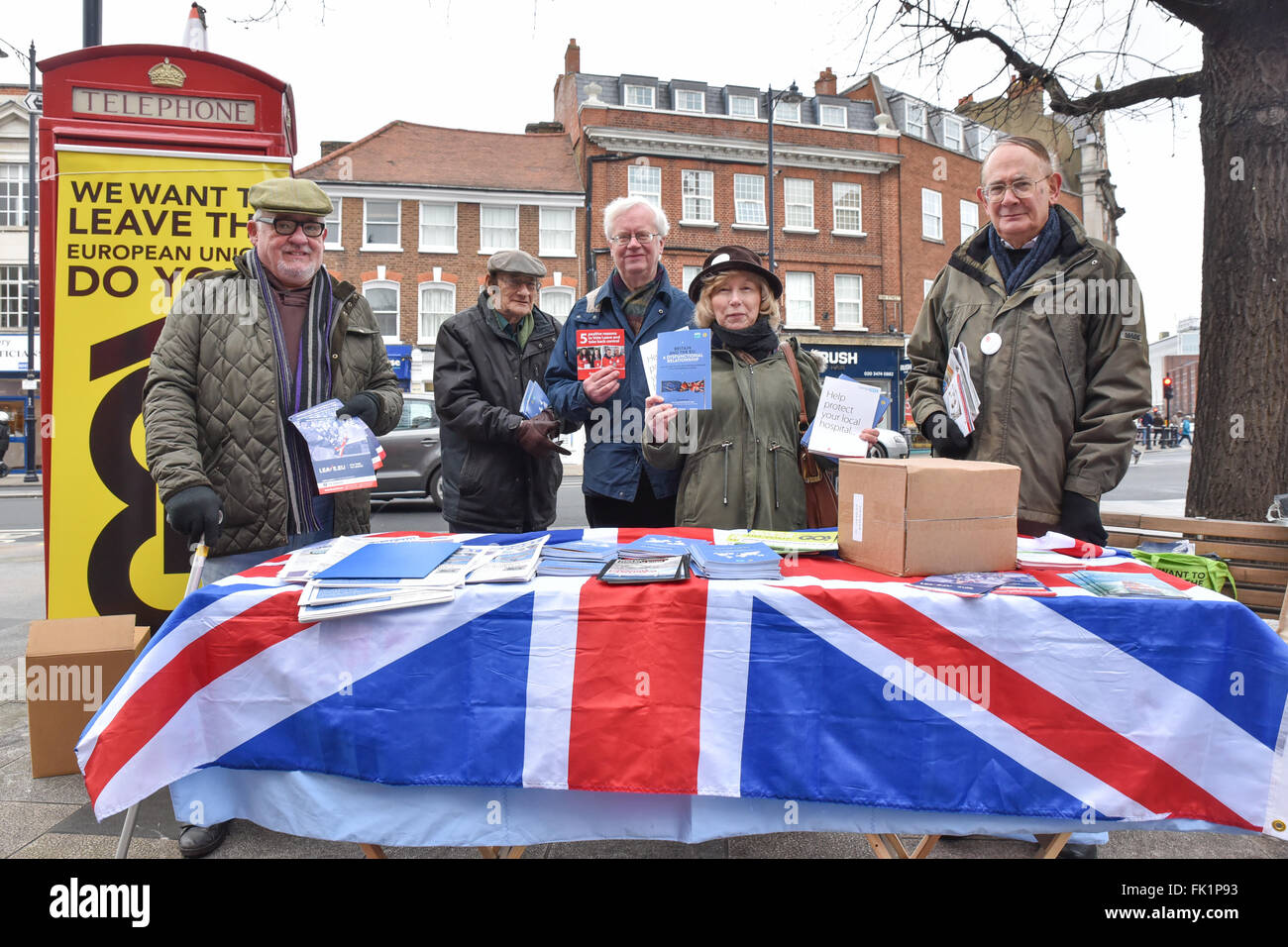 Vote leave campaign hi-res stock photography and images - Alamy