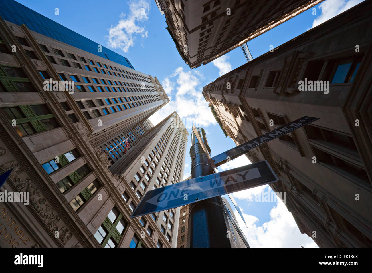 Upper fifth avenue hi-res stock photography and images - Alamy