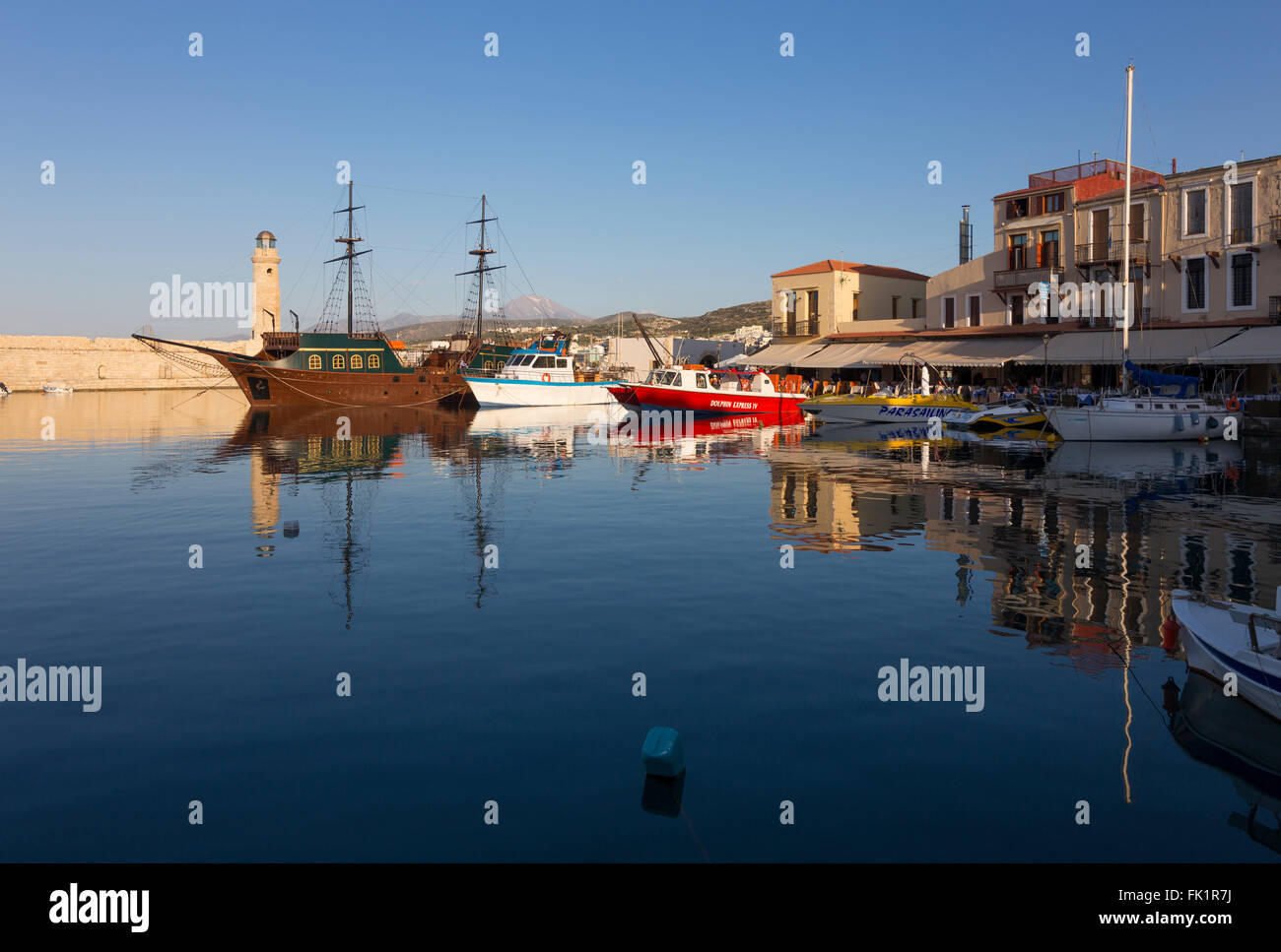The Venetian Harbour in Rethymnon, Crete, Greece Stock Photo - Alamy