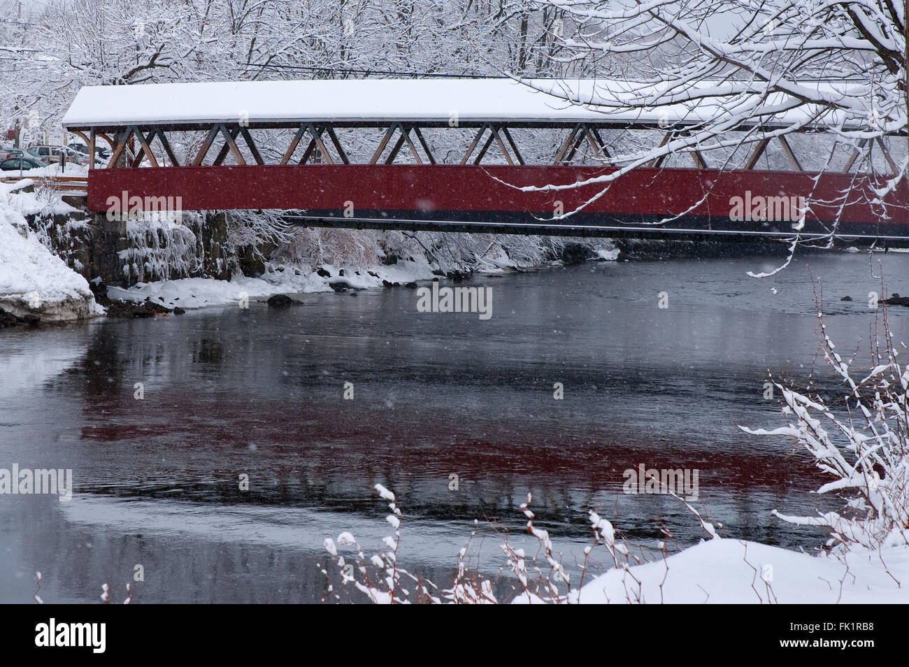 Covered storm bridge hi-res stock photography and images - Alamy