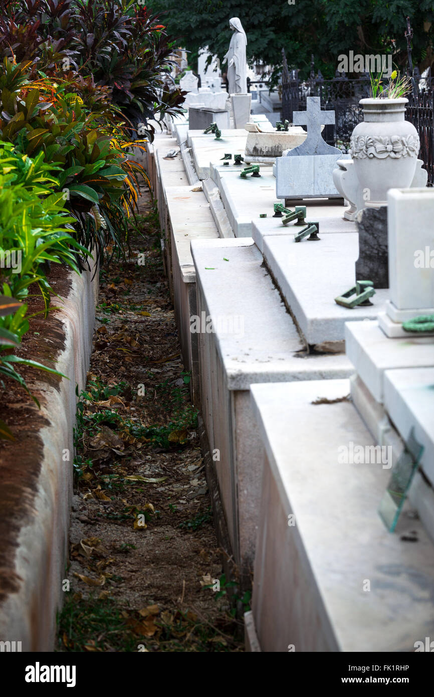 marble gravestones in the old cemetery Stock Photo - Alamy