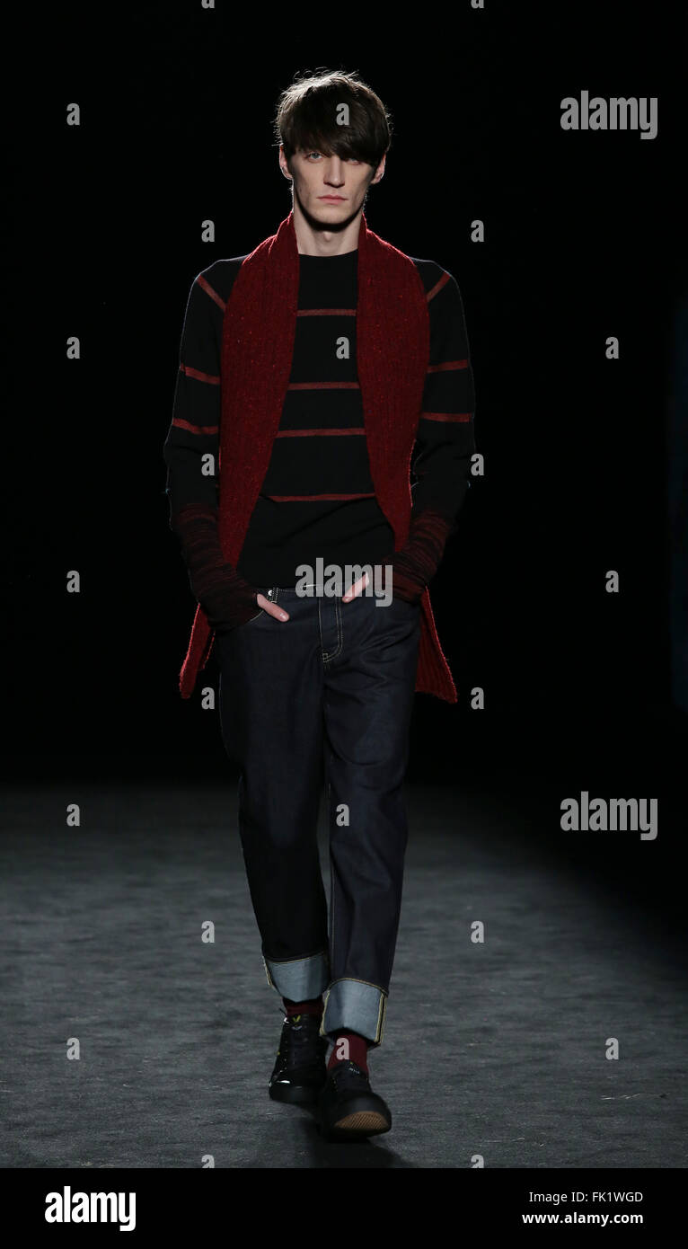 080 Barcelona Fashion Show - Lyle & Scott - Catwalk Featuring: Model ...