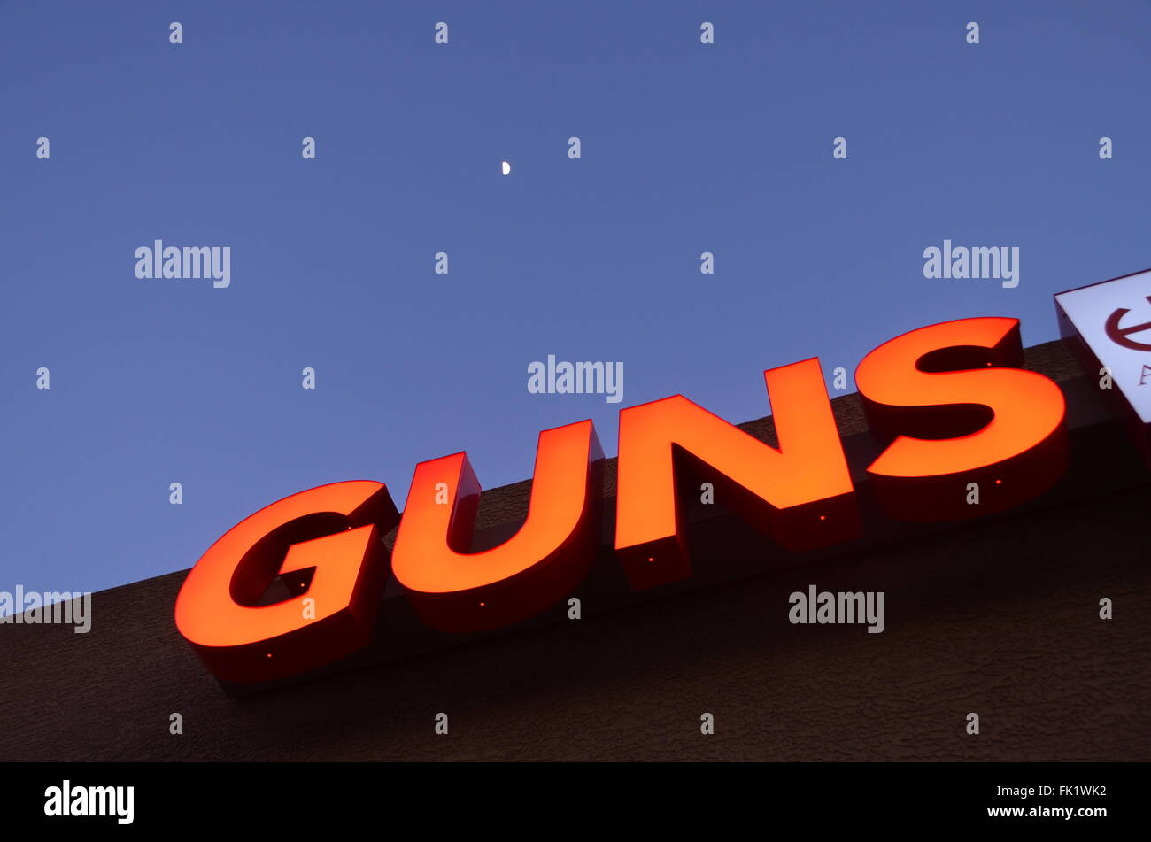Gun shop sign hi-res stock photography and images - Alamy