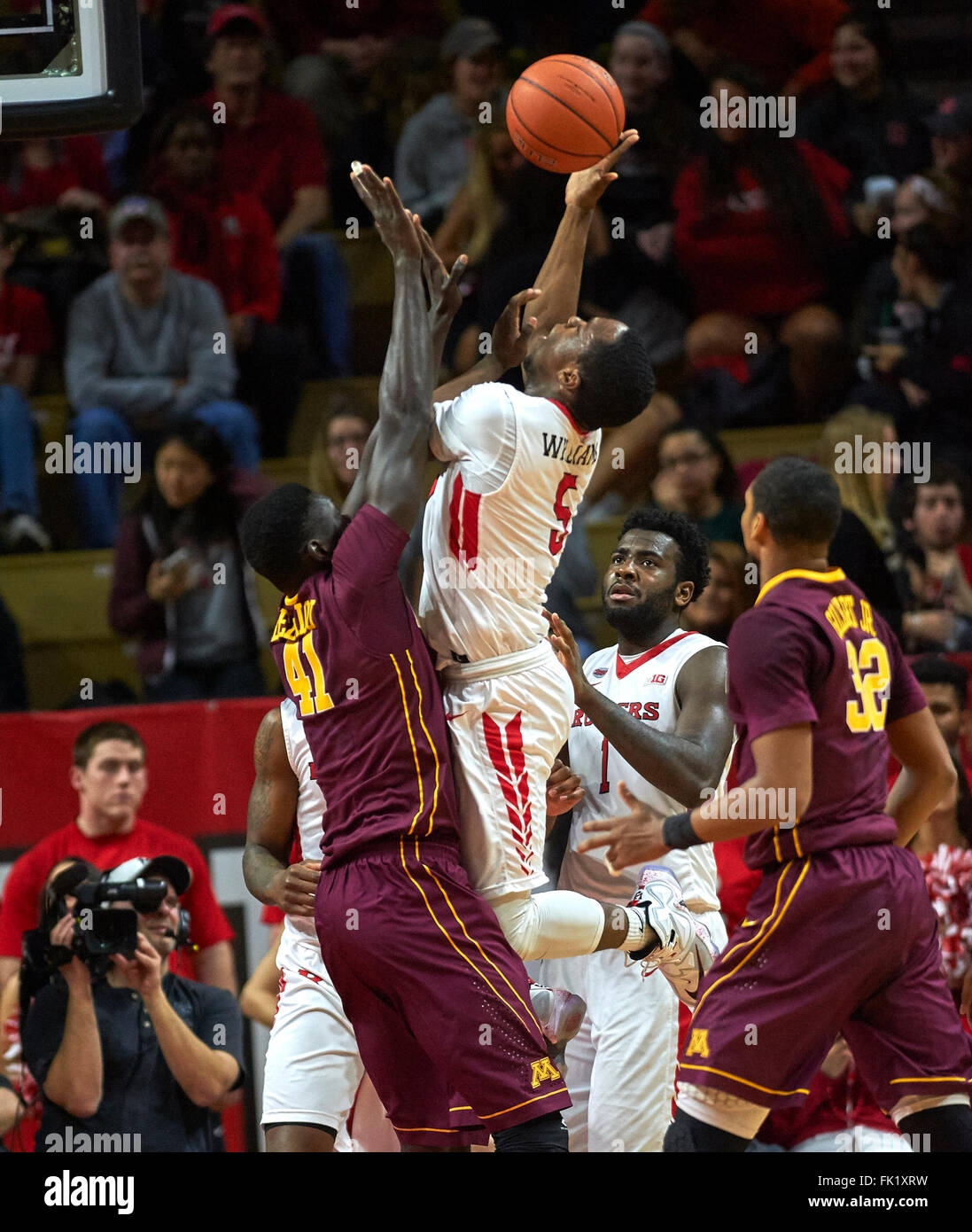 Piscataway, New Jersey, USA. 5th Mar, 2016. Rutgers guard Mike Williams ...