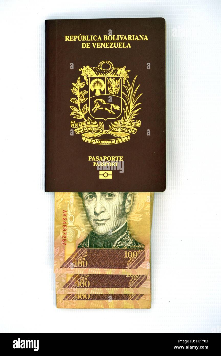 Venezuelan passports and bank notes Stock Photo - Alamy