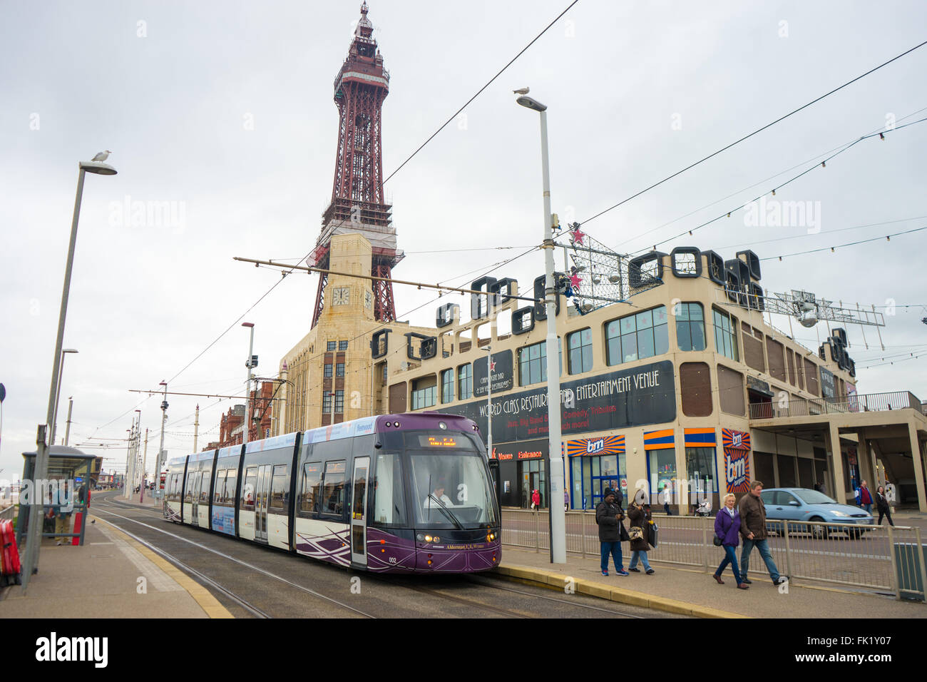 Tram stopped at Blackpool Tower tram station Stock Photo - Alamy