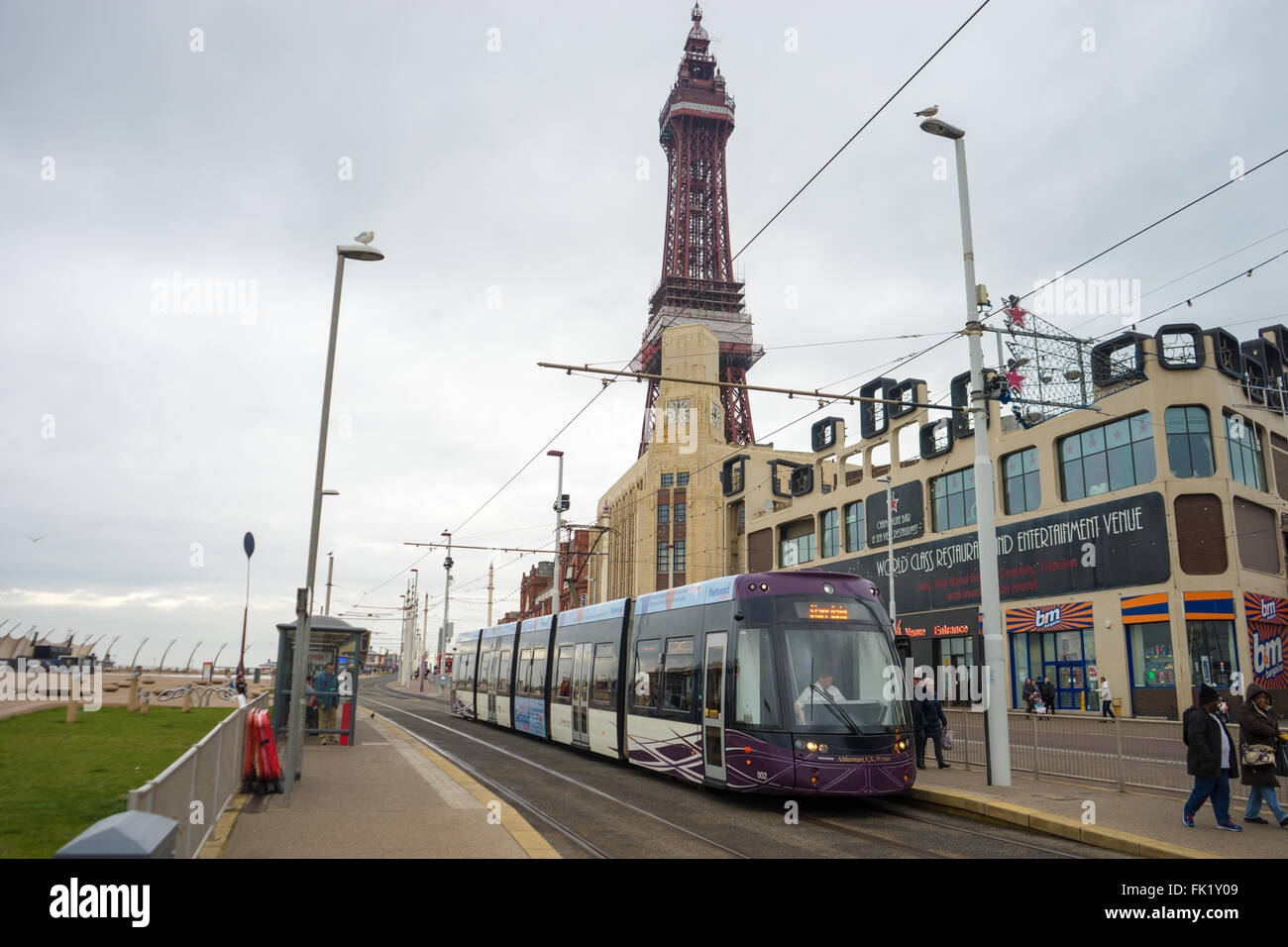 Tram stopped at Blackpool Tower tram station Stock Photo - Alamy