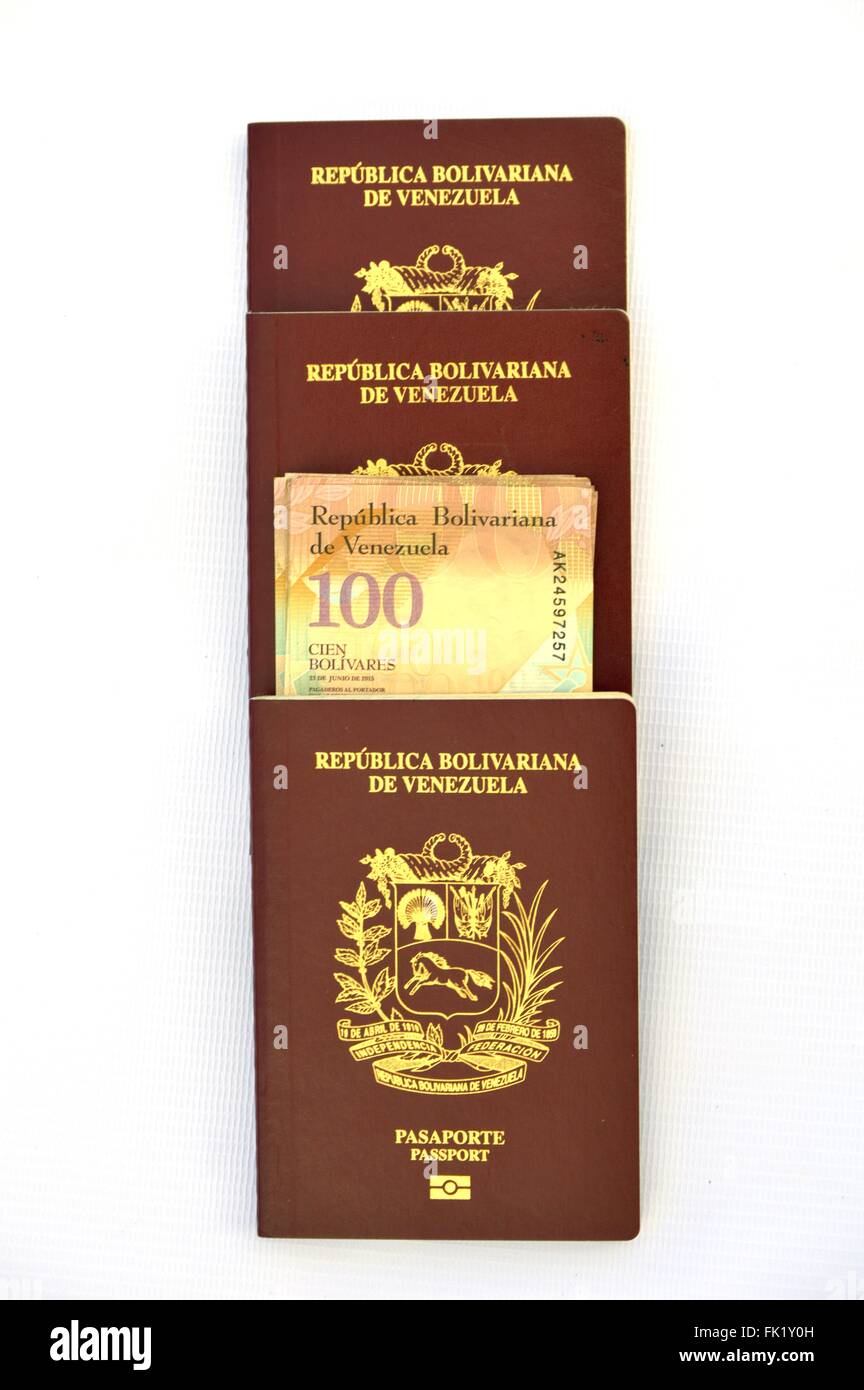 Venezuelan passports and bank notes Stock Photo - Alamy