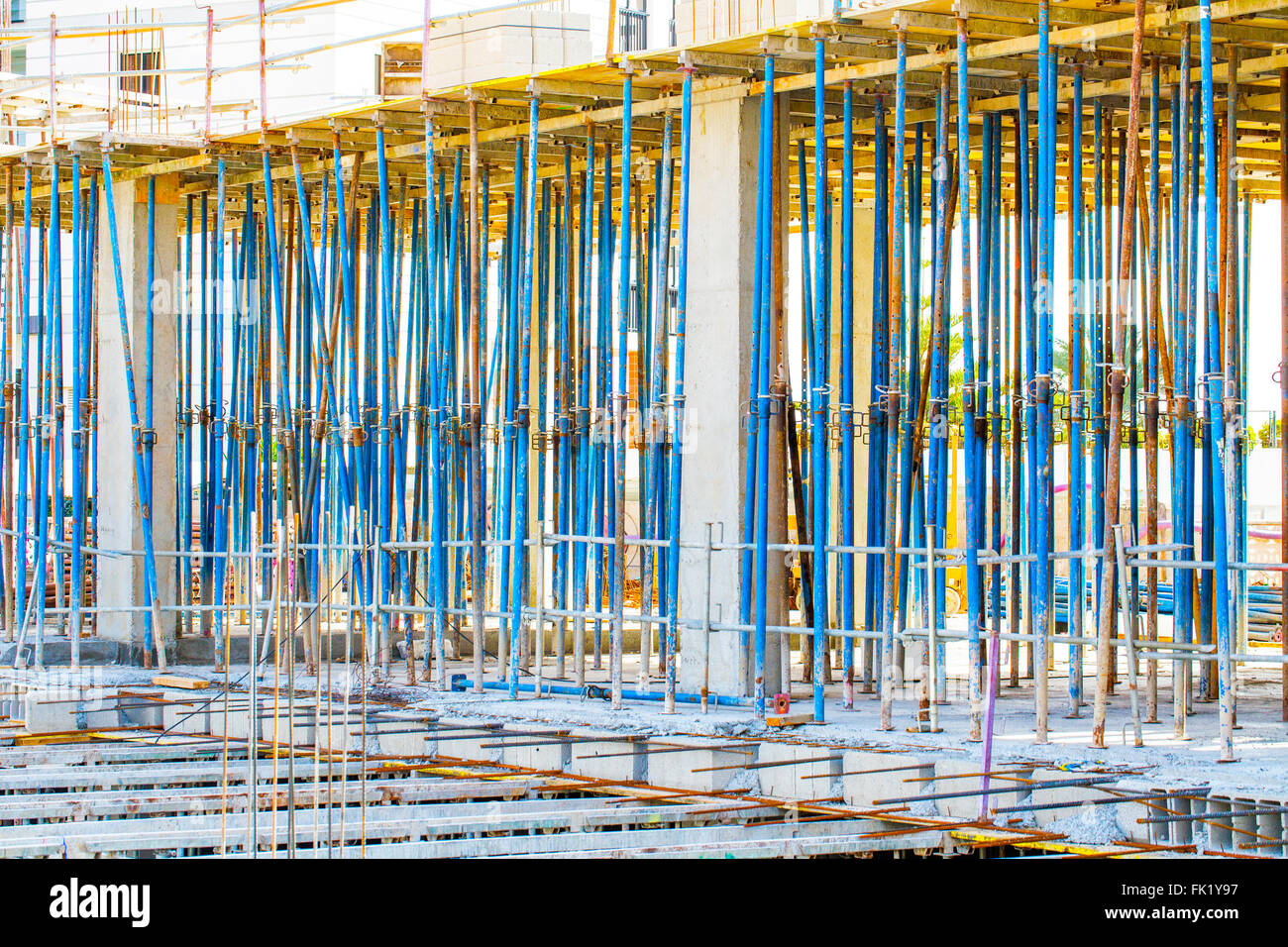 Monolithic frame hi-res stock photography and images - Alamy